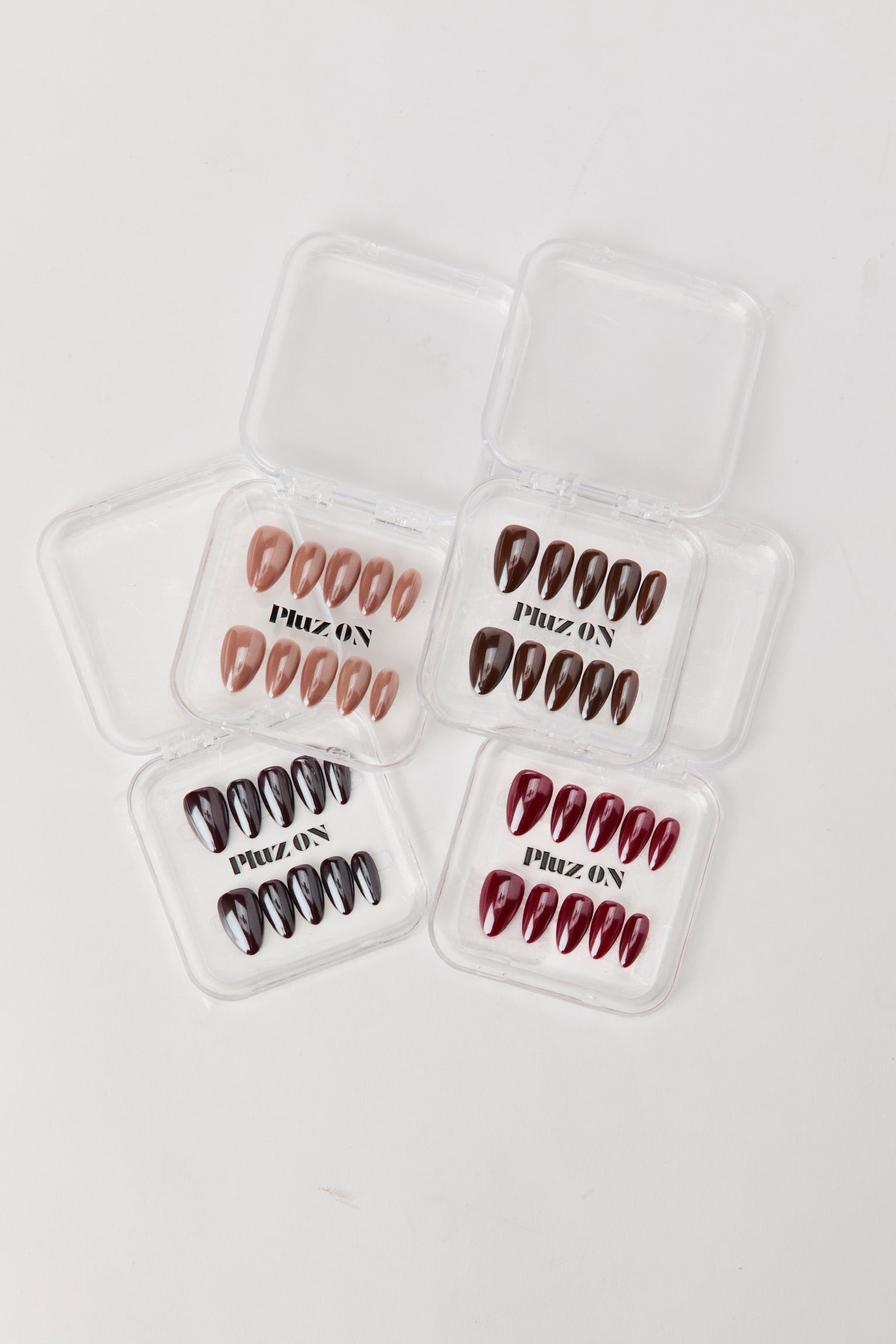 A/W 2025 – PluzON. Nails